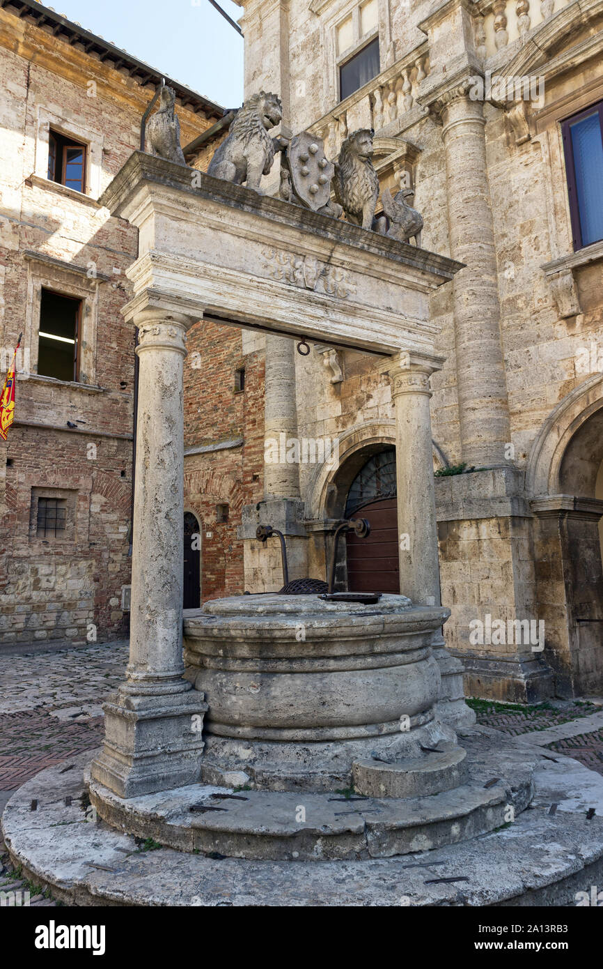 Ancient well located in the main square of Montepulciano, famous tuscan ...