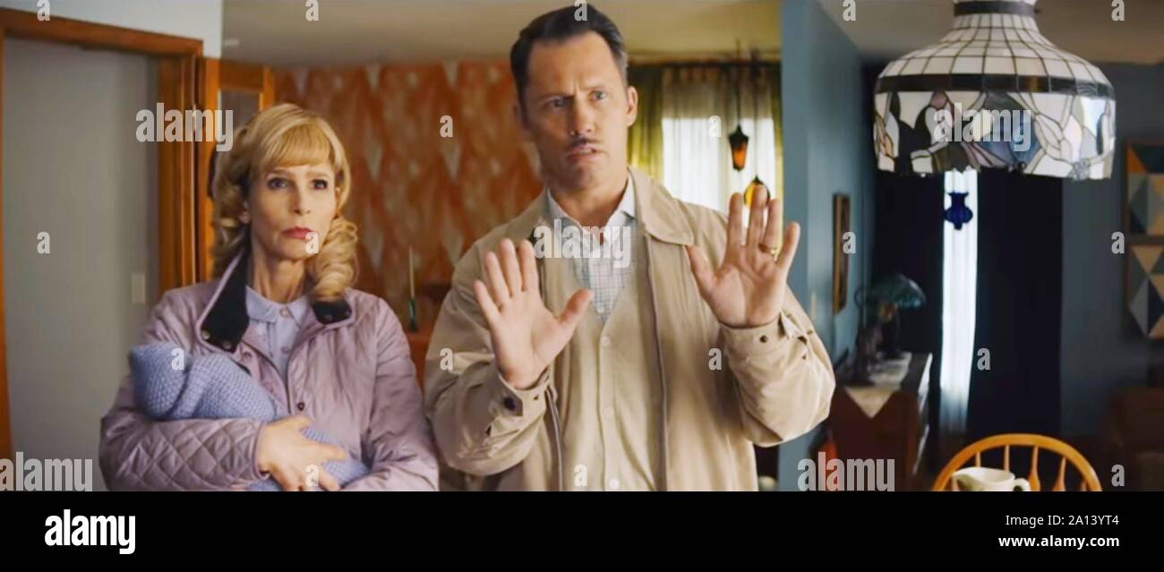 VILLAINS, from left: Kyra Sedgwick, Jeffrey Donovan, 2019. © Gunpowder ...