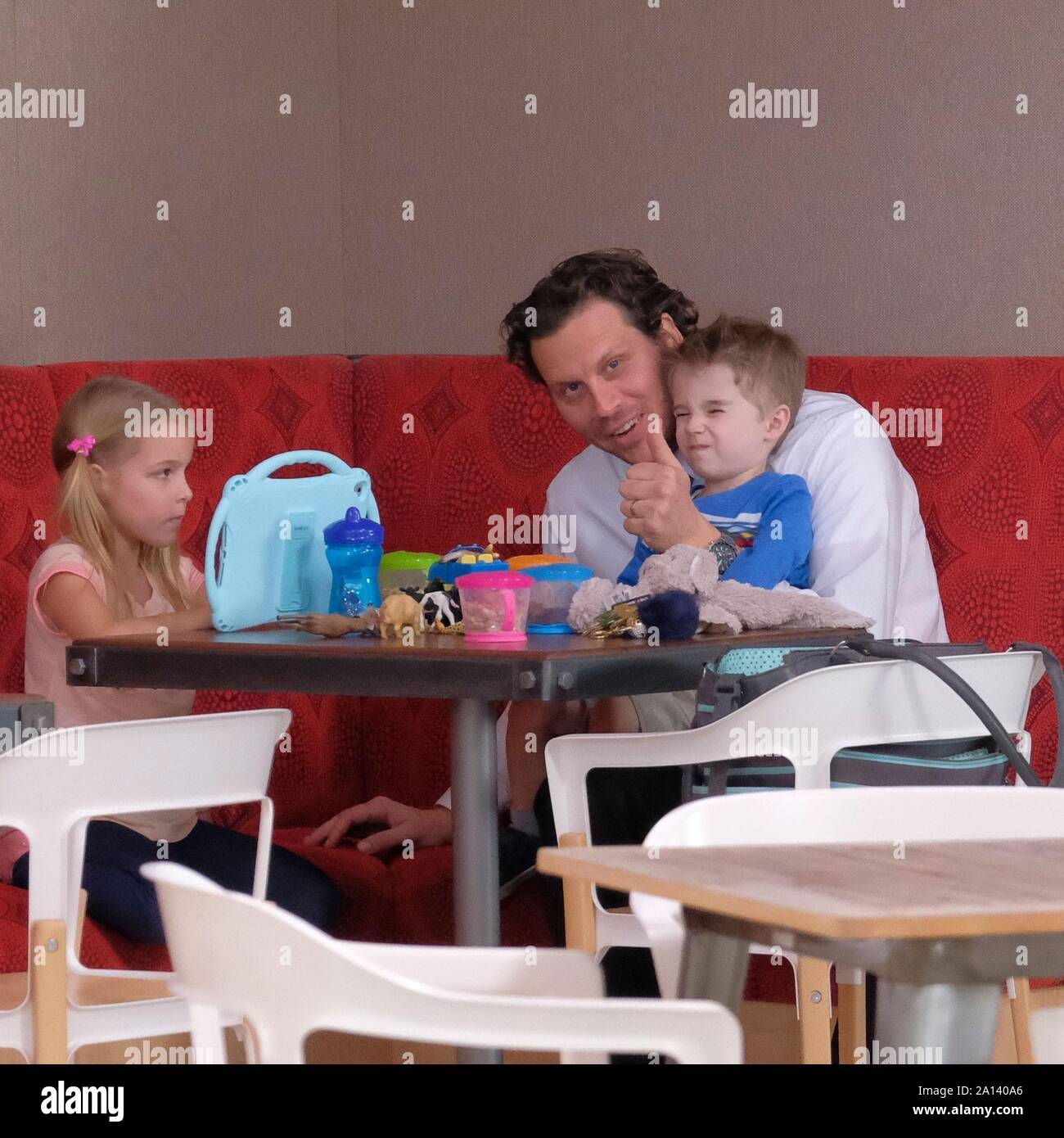 MR. MOM, from left: Catherine Last, Hayes MacArthur, Christopher Cary ...