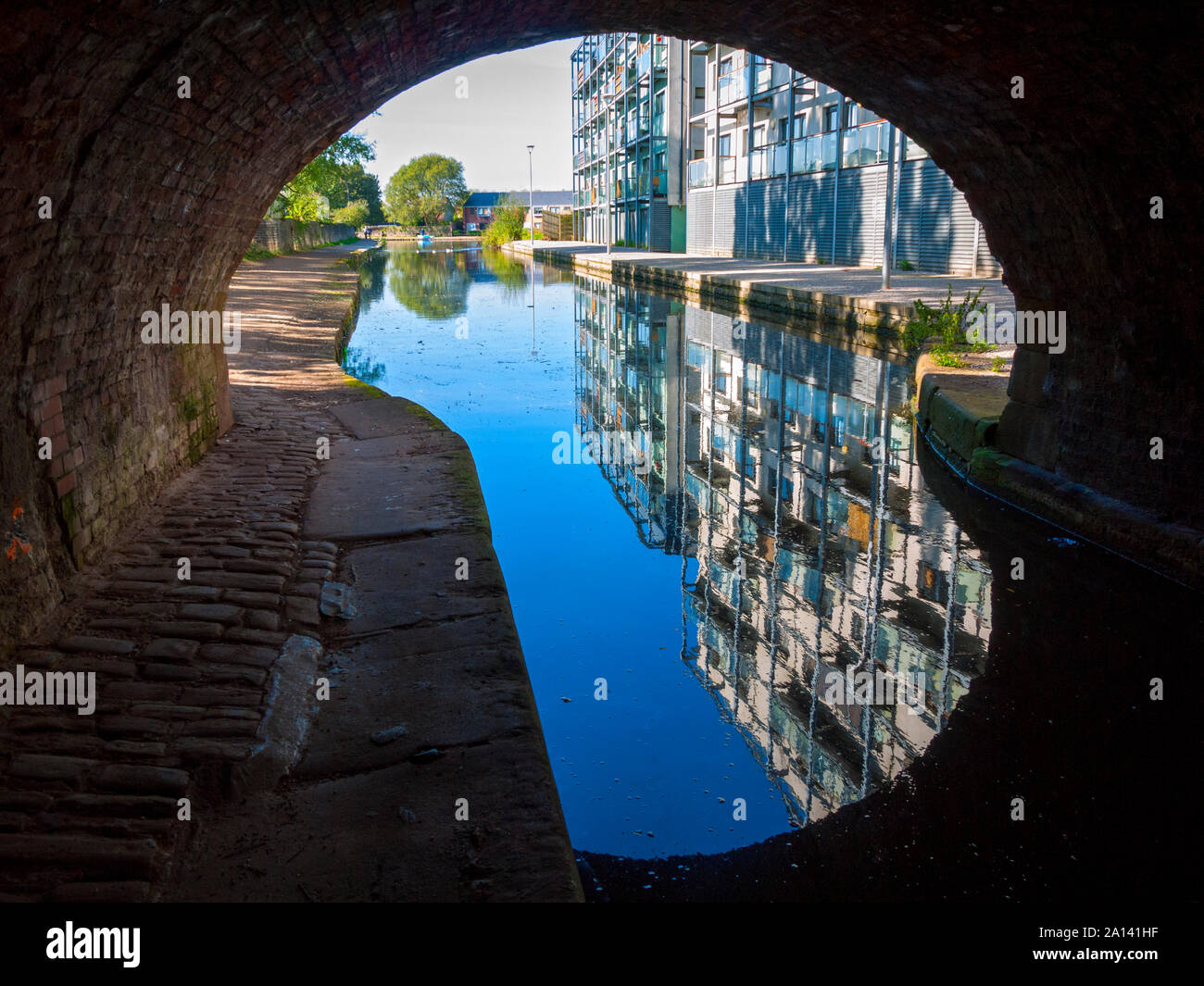 Ashton bridge hi-res stock photography and images - Alamy