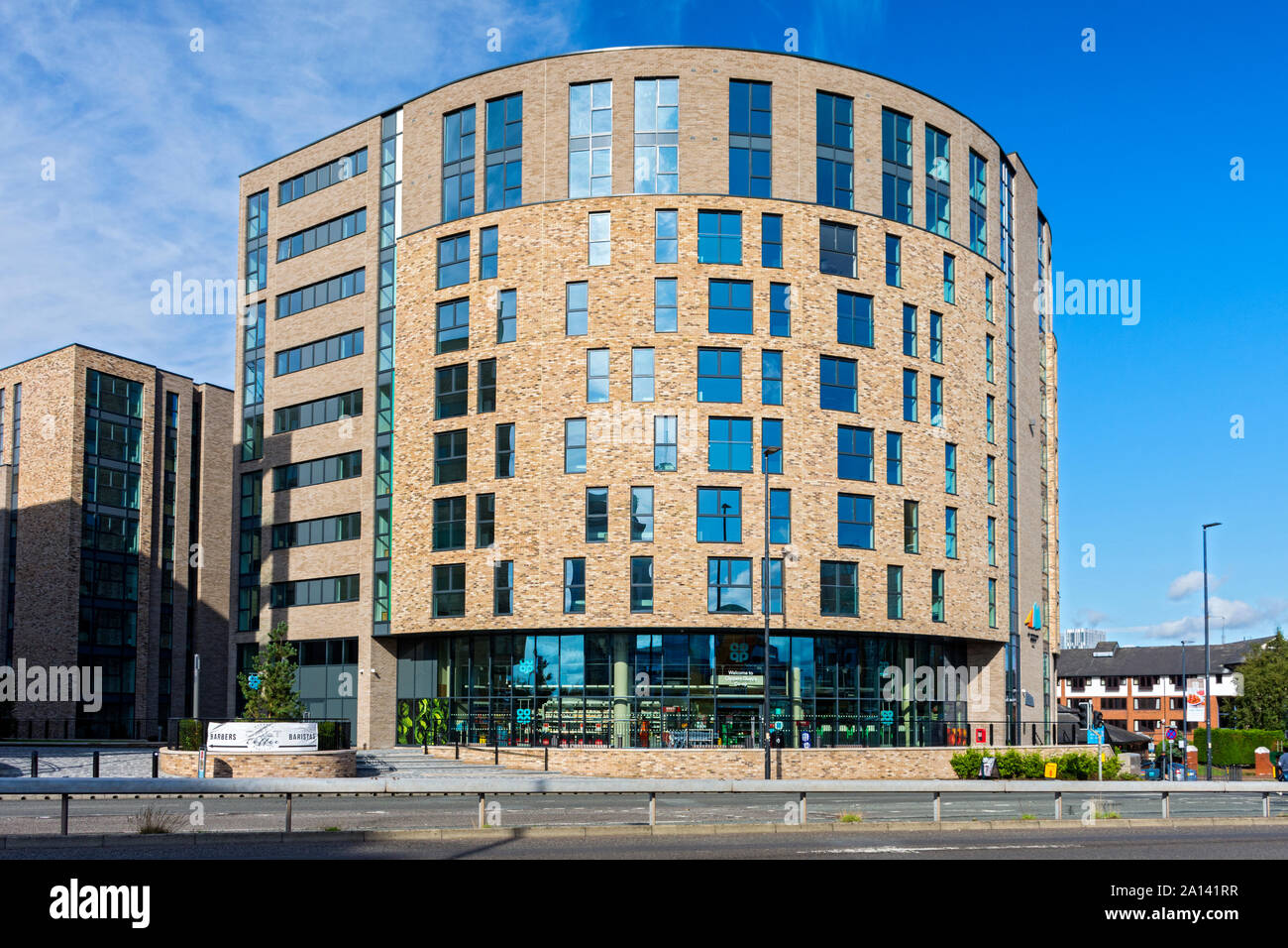 The Clippers Quay apartment blocks, Trafford Road, Salford Quays ...