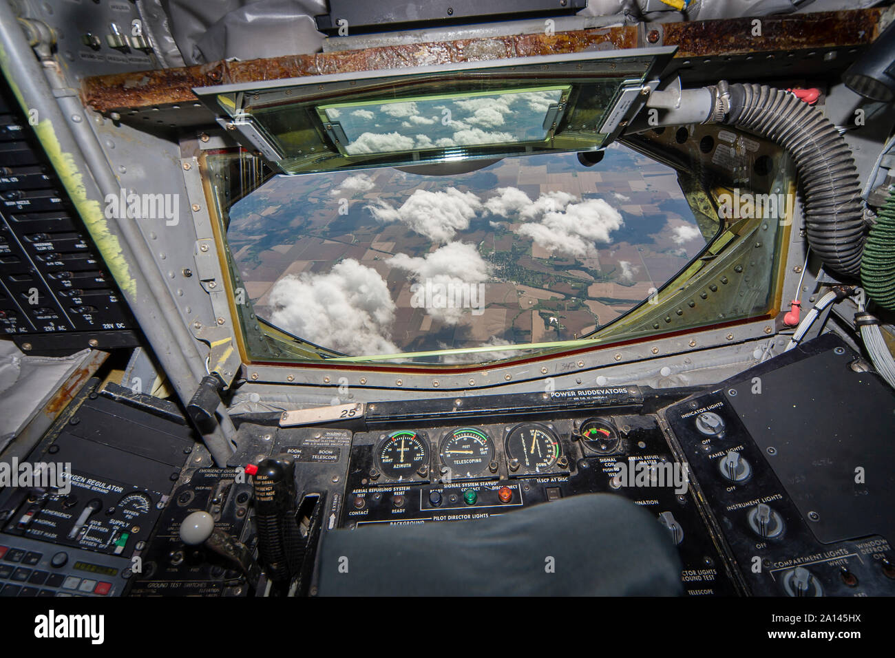 Boom operator hi-res stock photography and images - Alamy