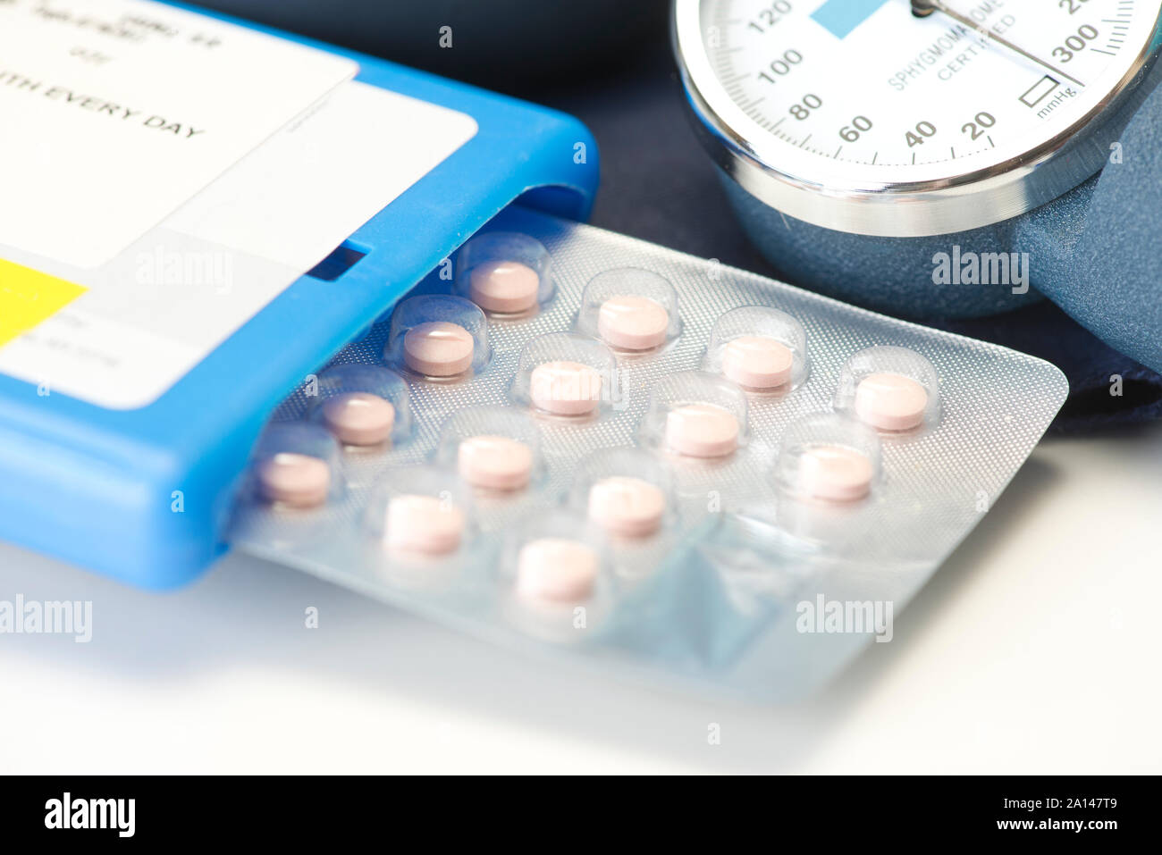 Lisinopril hi-res stock photography and images - Alamy
