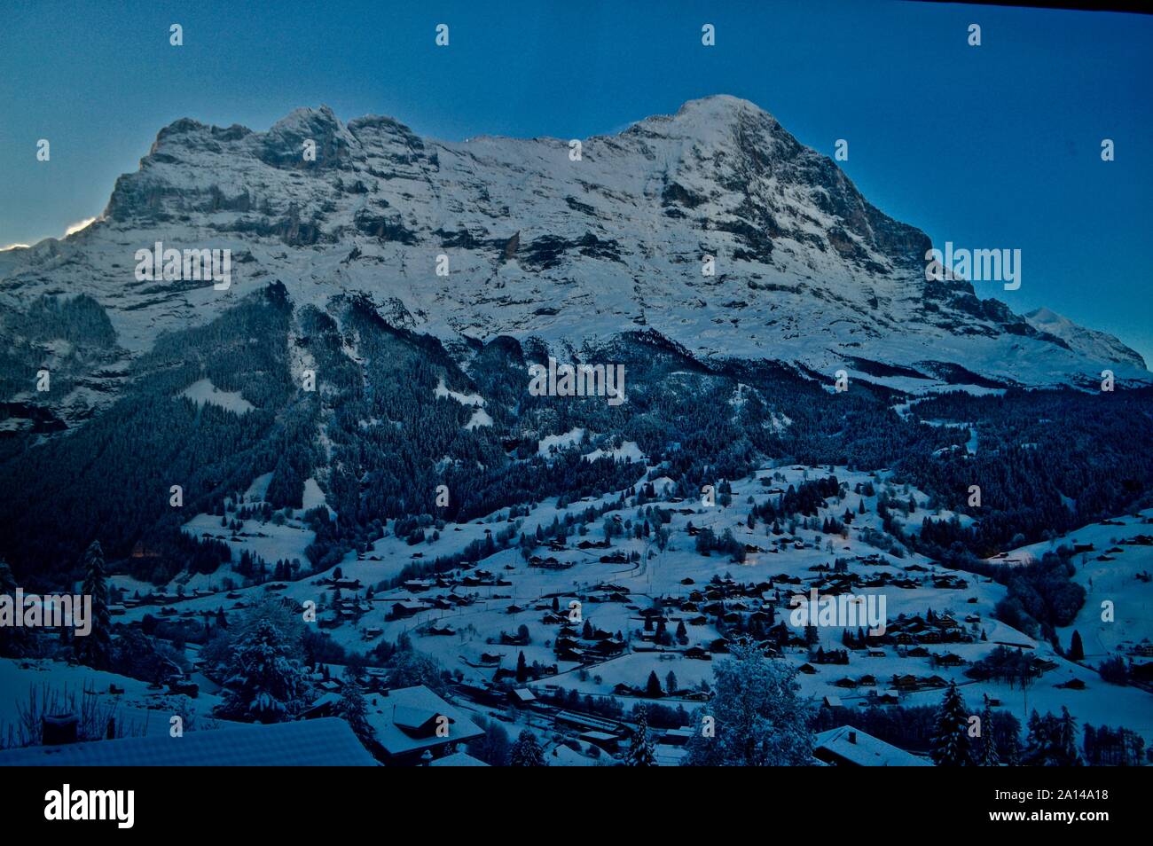 Morning in grindelwald hi-res stock photography and images - Alamy