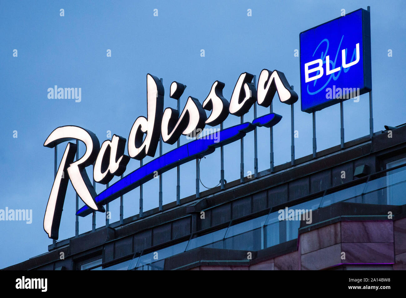 Radisson logo hi-res stock photography and images - Alamy
