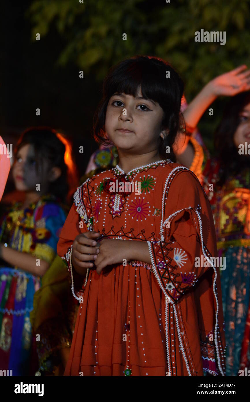 Pashtun traditional dress hi-res stock photography and images - Alamy