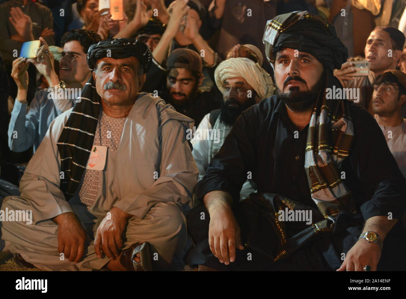 Quetta, Pakistan. 23rd Sep, 2019. People wear Pashtun traditional dress ...