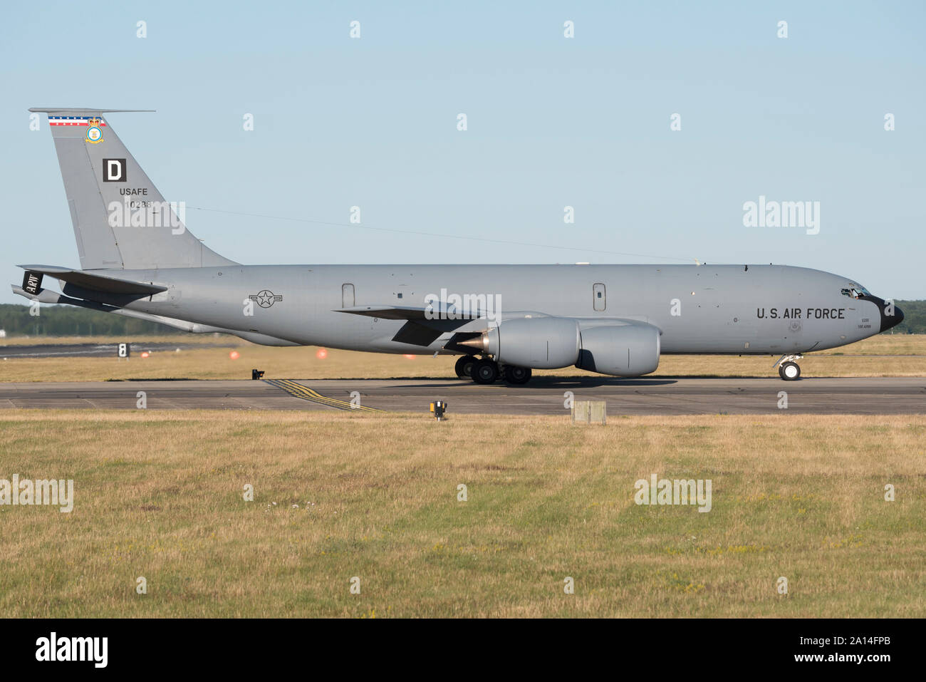 Kc 135 tanker hi-res stock photography and images - Alamy