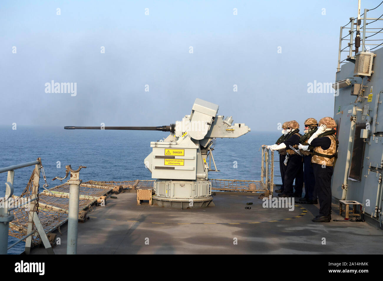 30mm cannon hi-res stock photography and images - Alamy