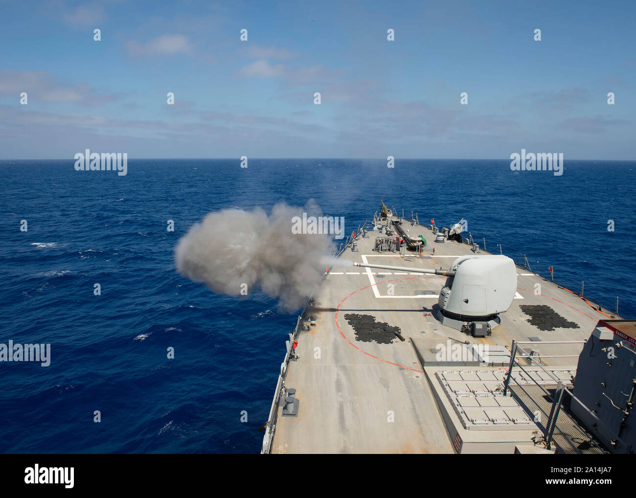Mk45 gun hi-res stock photography and images - Alamy