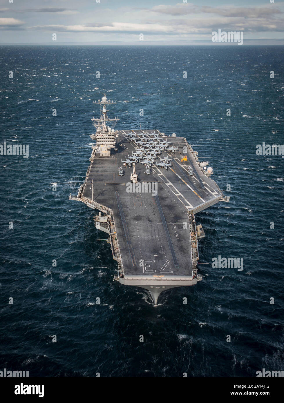 The aircraft carrier USS George Washington transits the Strait of ...