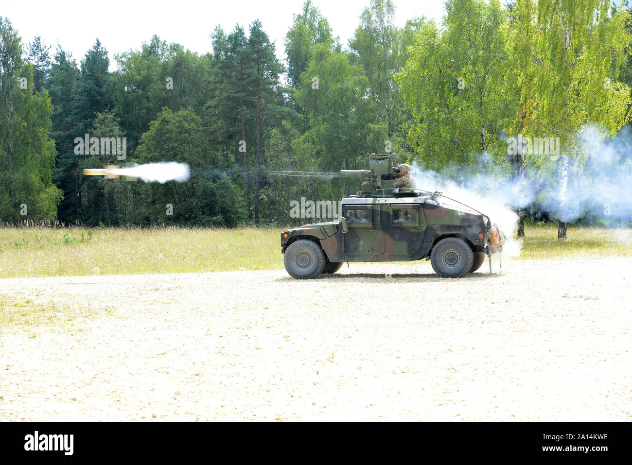 Tow missile system hi-res stock photography and images - Alamy