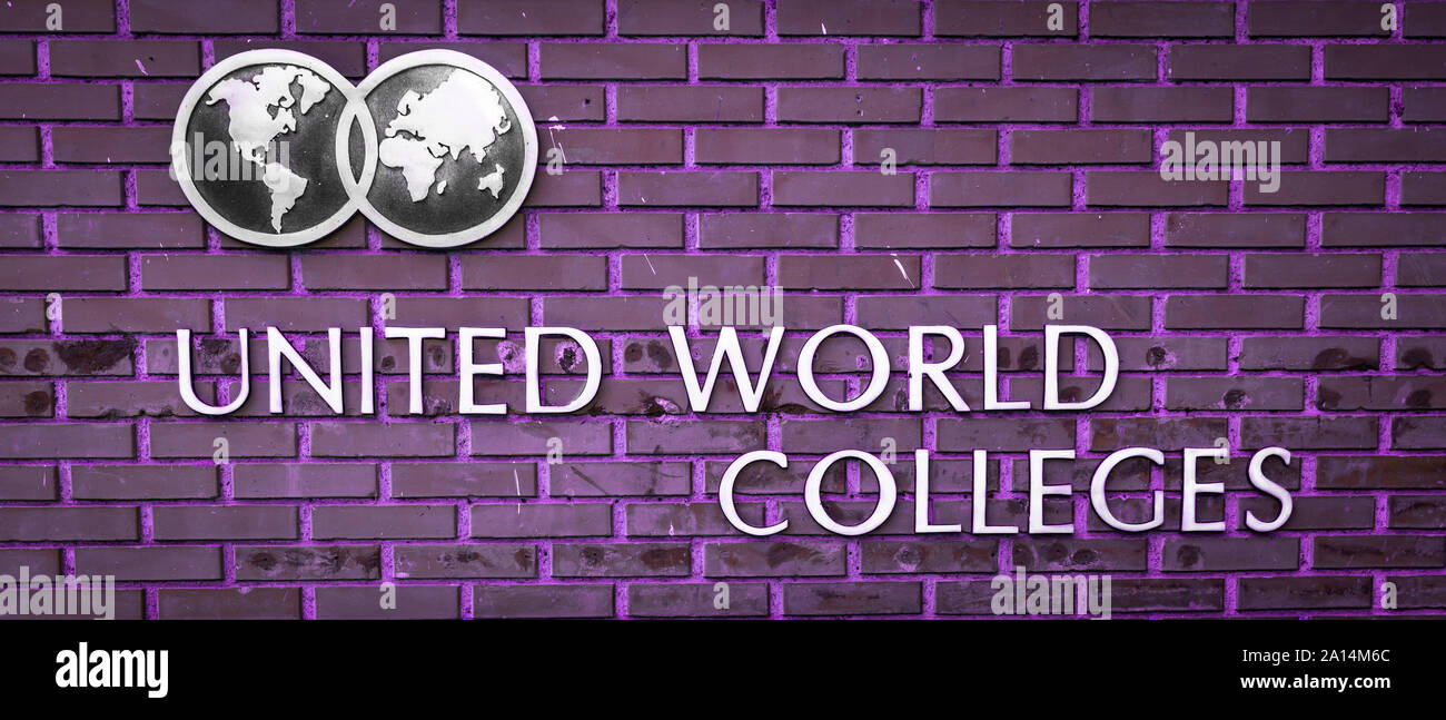 Uwc atlantic college hi-res stock photography and images - Alamy