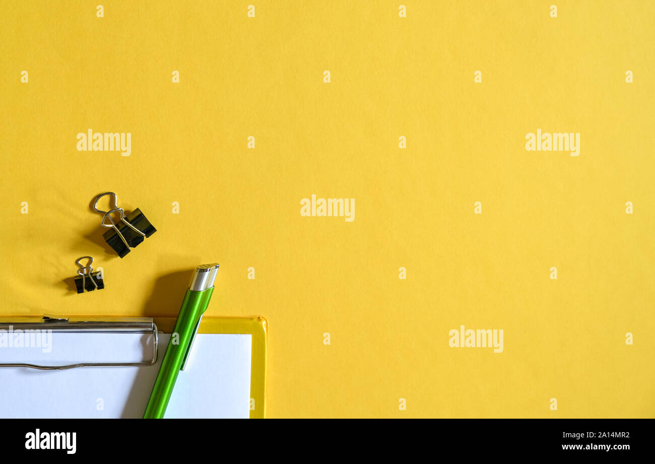 Office table top view hi-res stock photography and images - Alamy