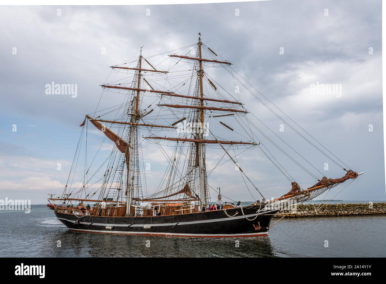 Wind ship hi-res stock photography and images - Alamy