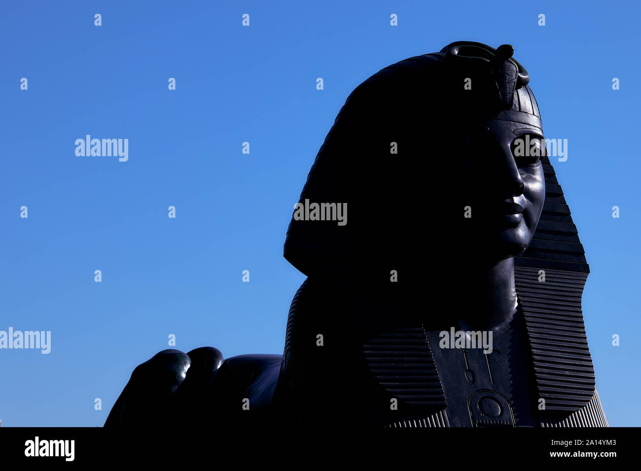 Statue sphinx london embankment hi-res stock photography and images - Alamy