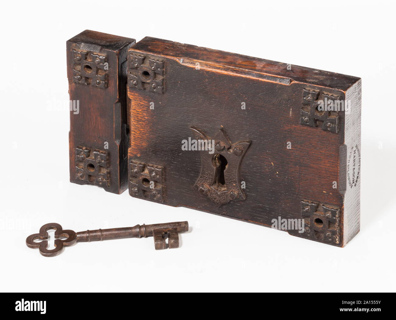 Metal lock and key hi-res stock photography and images - Alamy