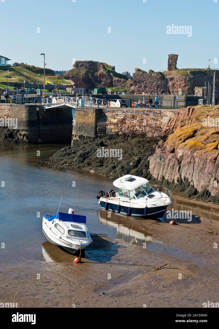Dunbar wharf hi-res stock photography and images - Alamy