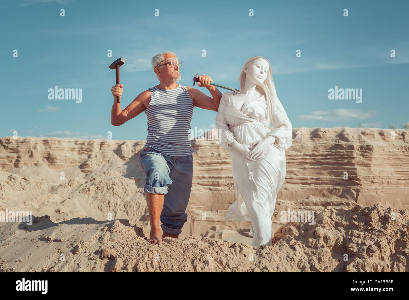 Sculpturing hi-res stock photography and images - Alamy