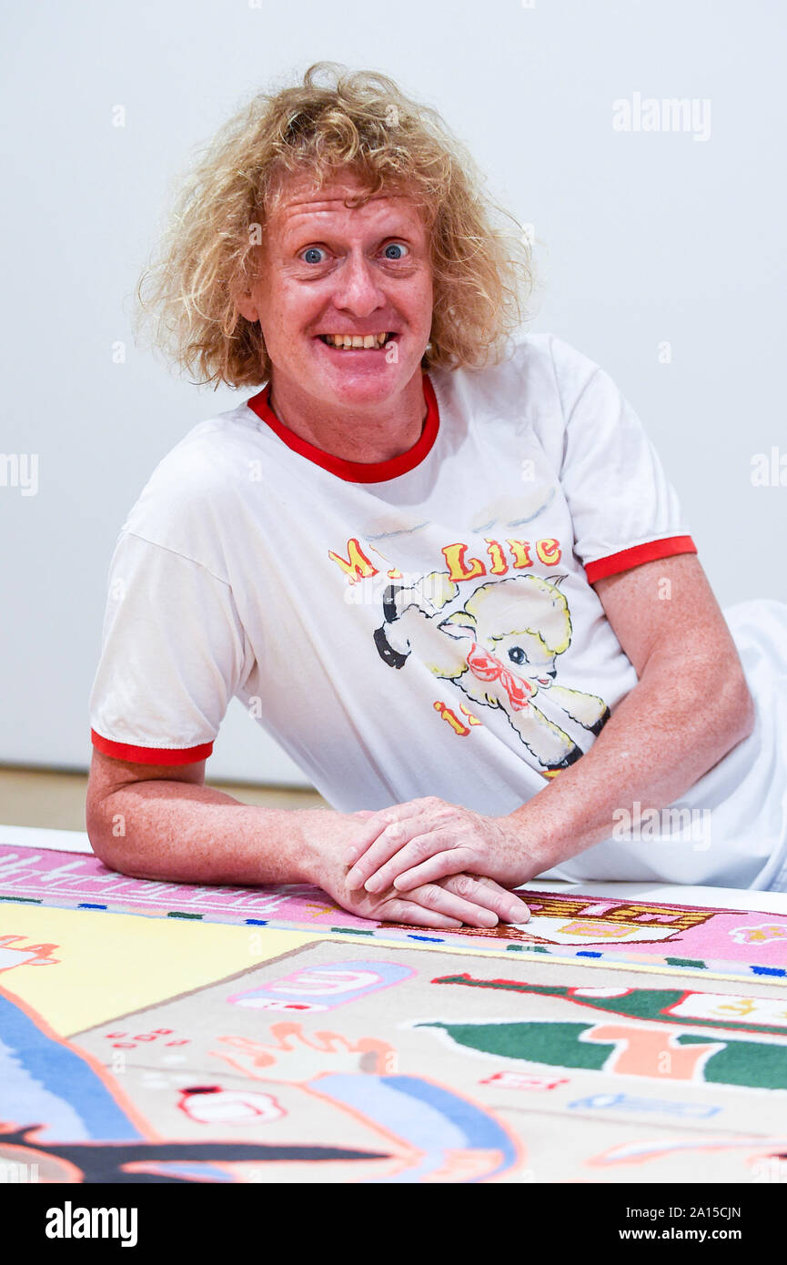 Grayson Perry Pots High Resolution Stock Photography and Images - Alamy