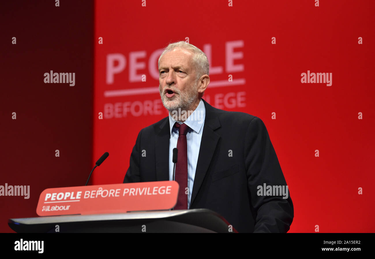 English leadership debate hi-res stock photography and images - Alamy