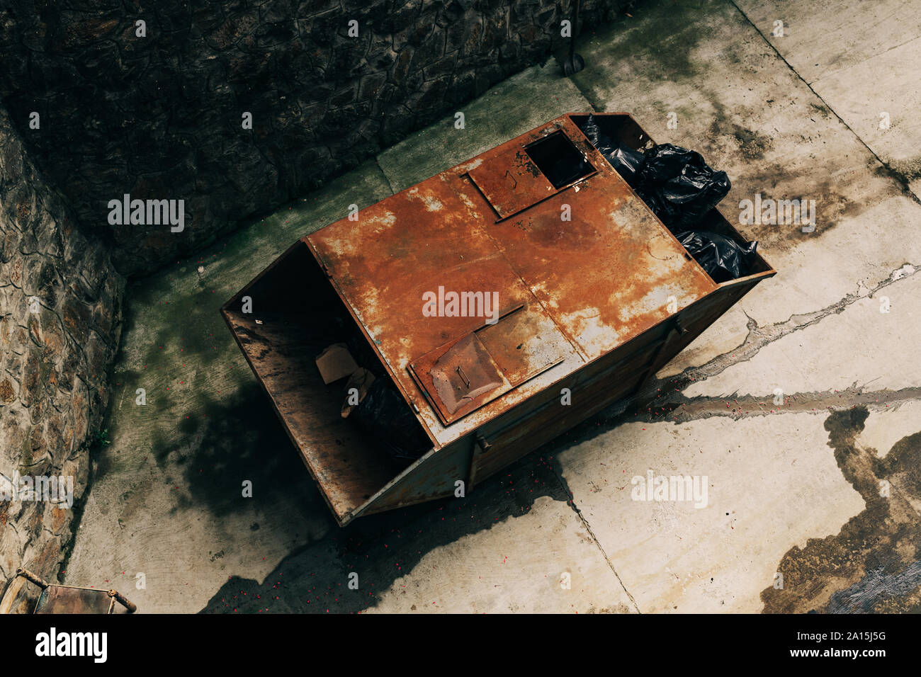 Full trash container hi-res stock photography and images - Alamy
