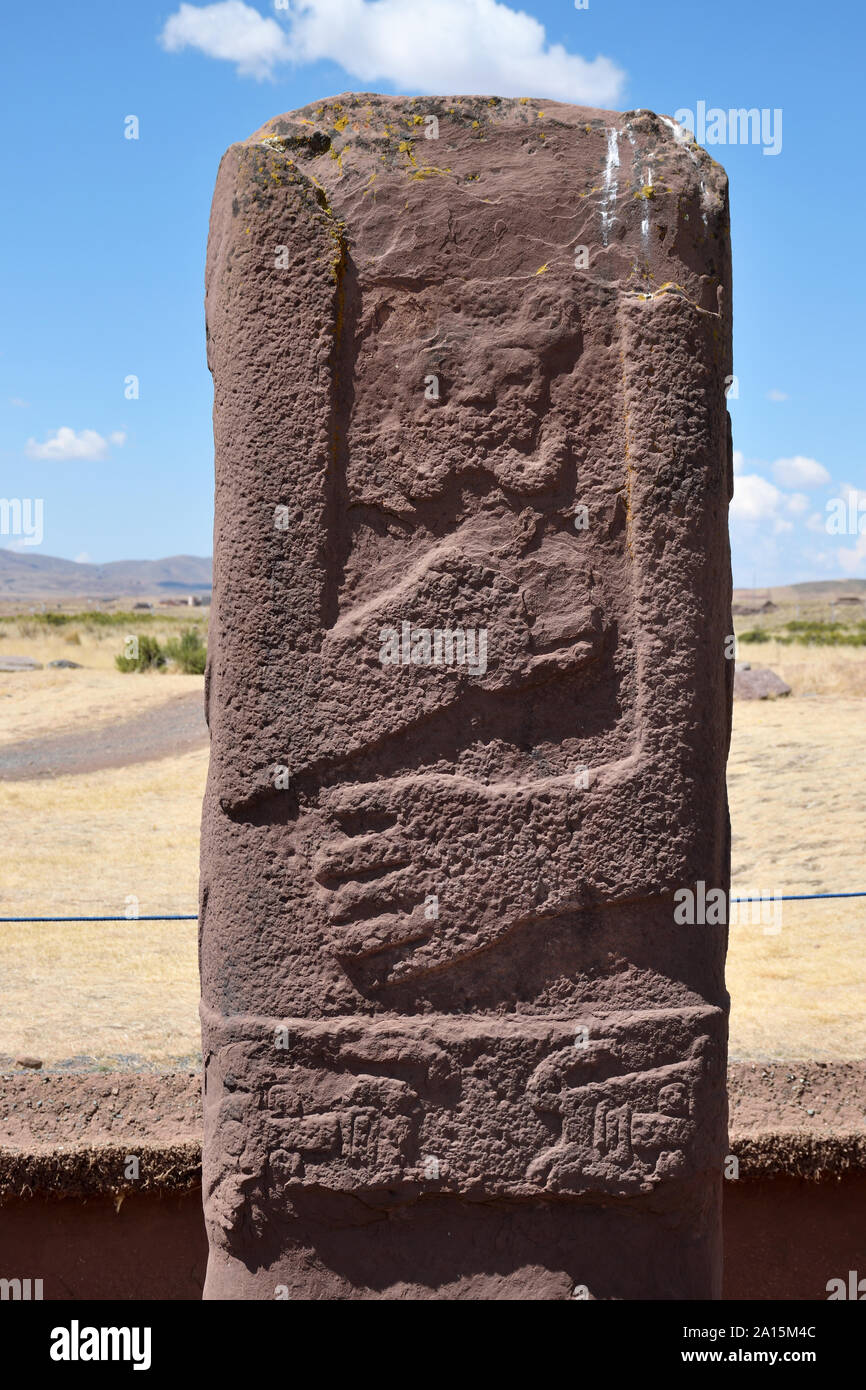The monumental stone statue from Tiwanaku, Bolivia Stock Photo - Alamy