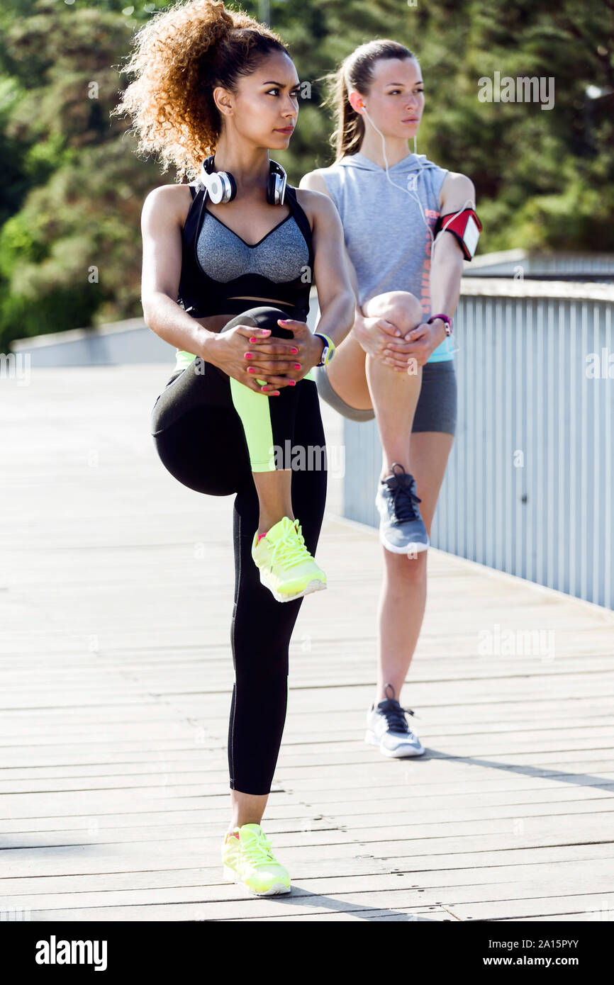 Exercise motivation phone hi-res stock photography and images - Alamy