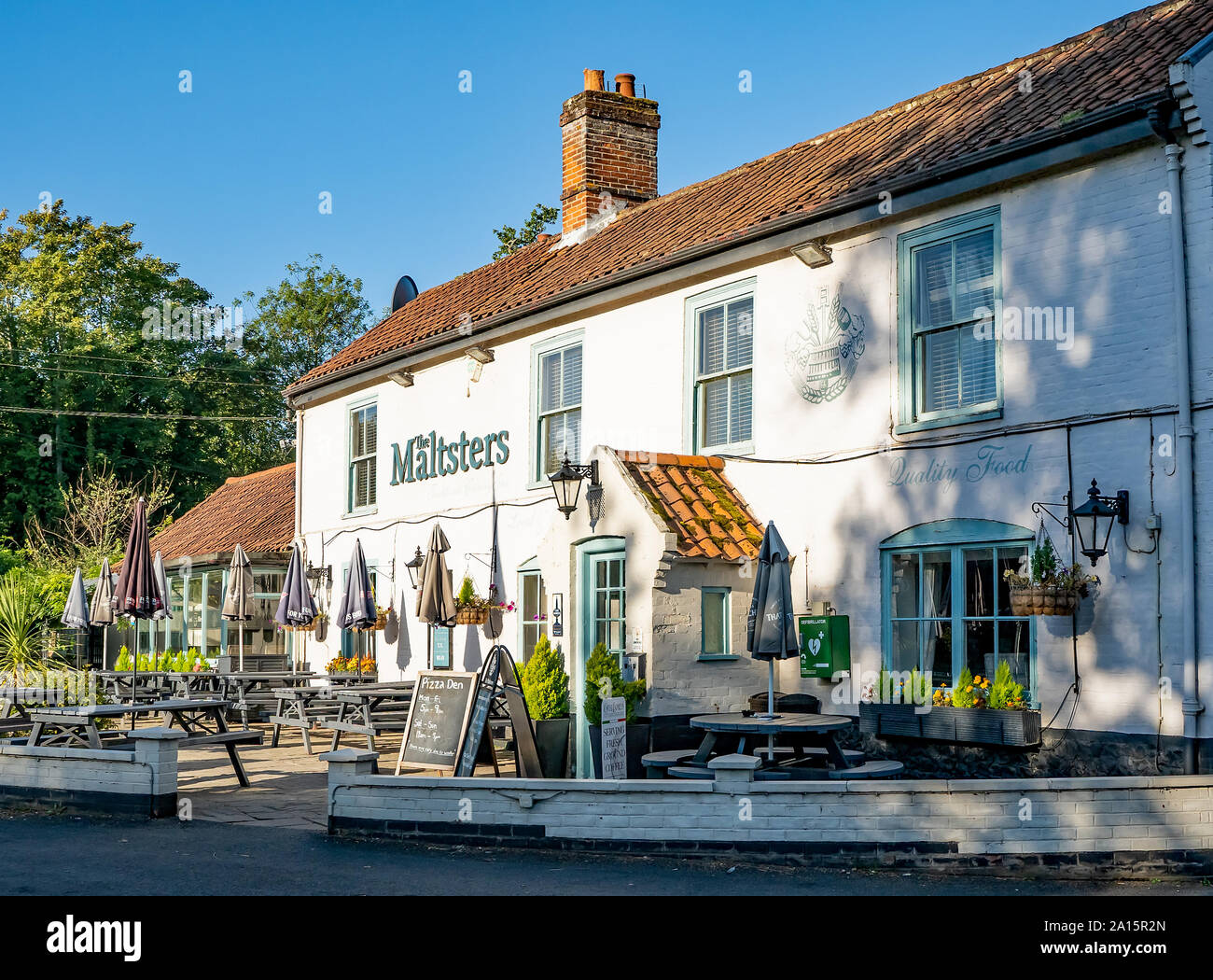 The Maltsters public House on the side of Ranworth Broad in Norfolk ...