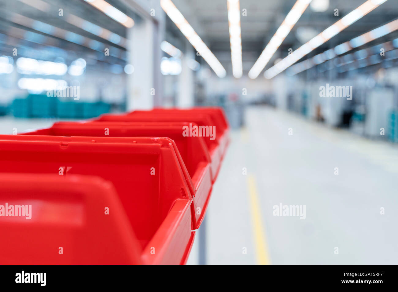 Plastic containers hi-res stock photography and images - Alamy