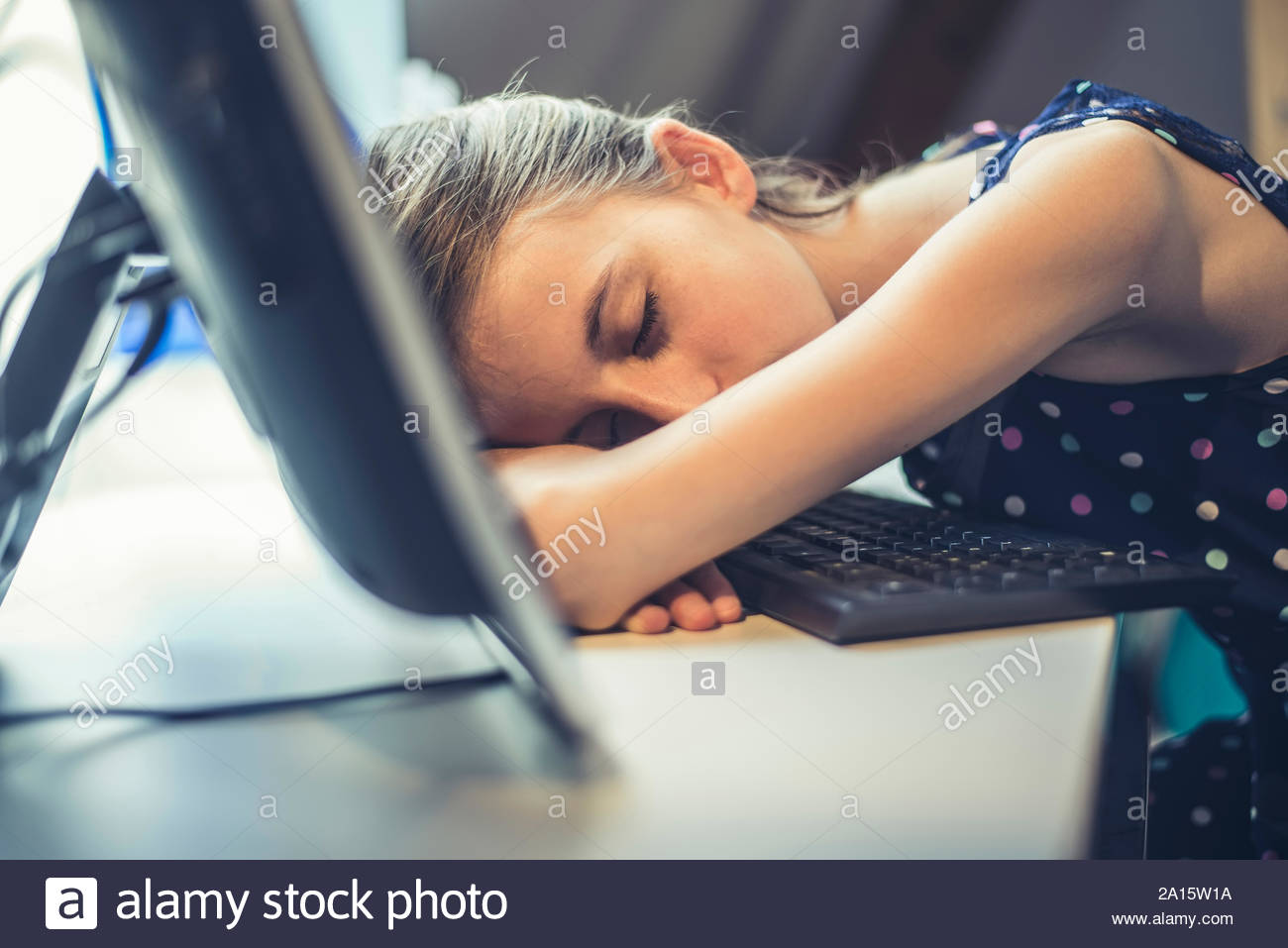 Person Falling Asleep Desk Stock Photos & Person Falling Asleep Desk ...
