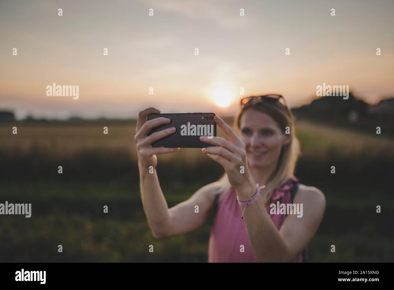 Photographing a sunset hi-res stock photography and images - Alamy