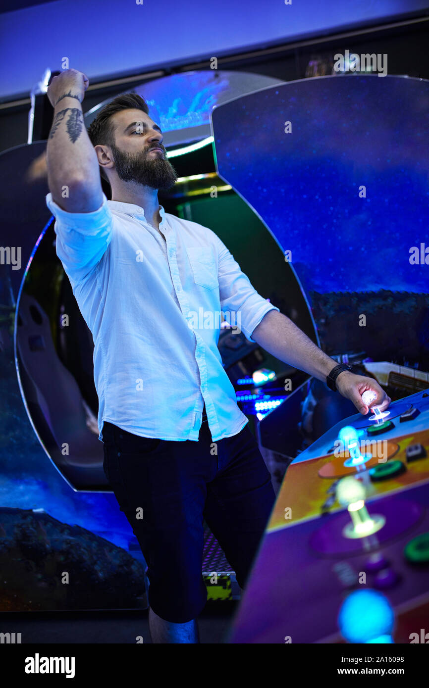 Man celebrating hi-res stock photography and images - Alamy