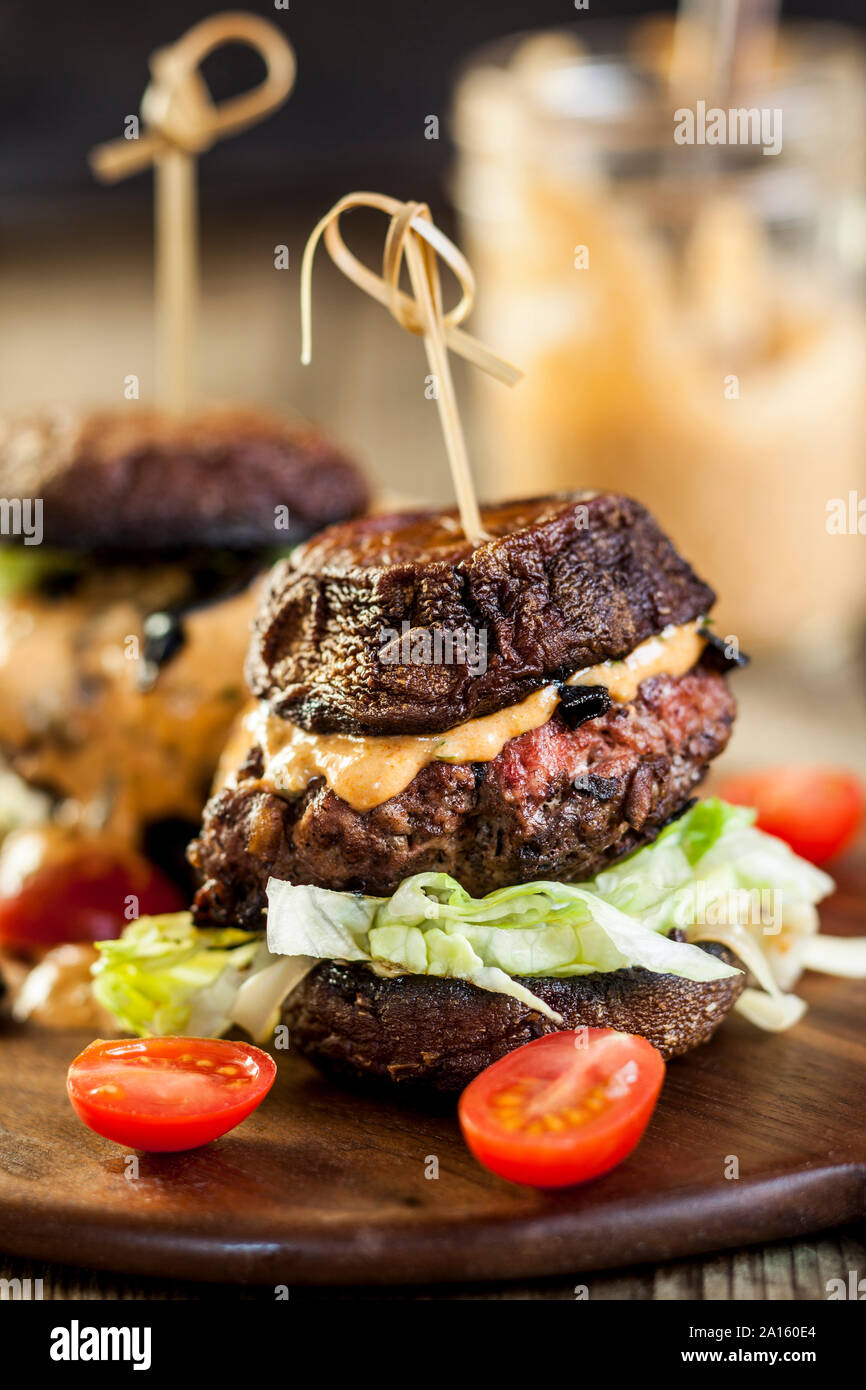 Burger on table hi-res stock photography and images - Alamy