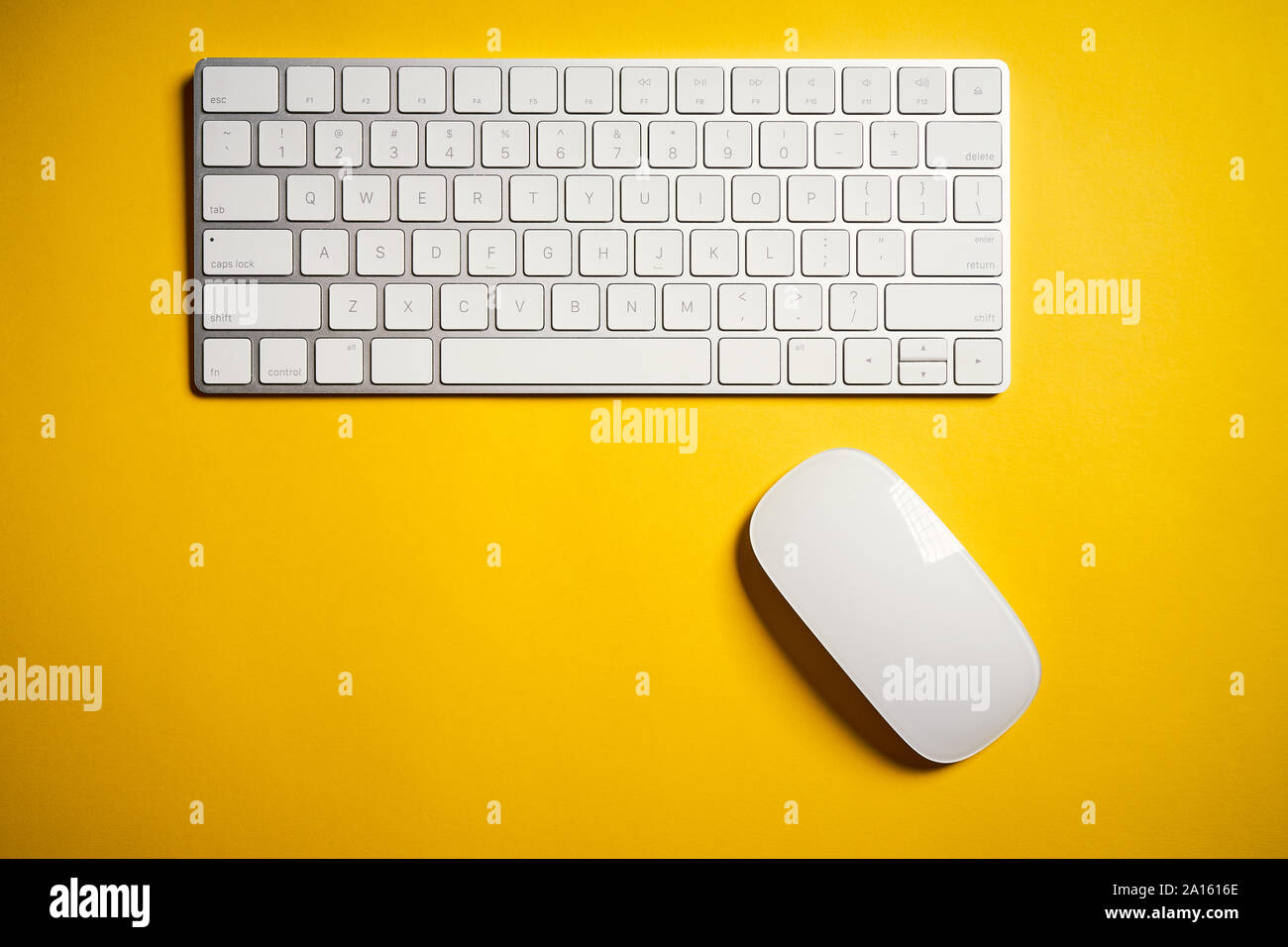 Top view keyboard mouse hi-res stock photography and images - Alamy