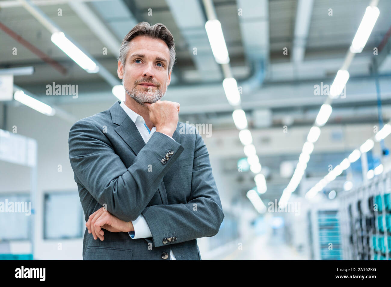 Factory manager thinking hi-res stock photography and images - Alamy