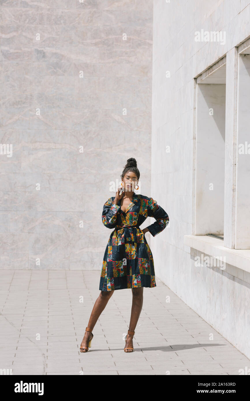Patterned dress hi-res stock photography and images - Alamy