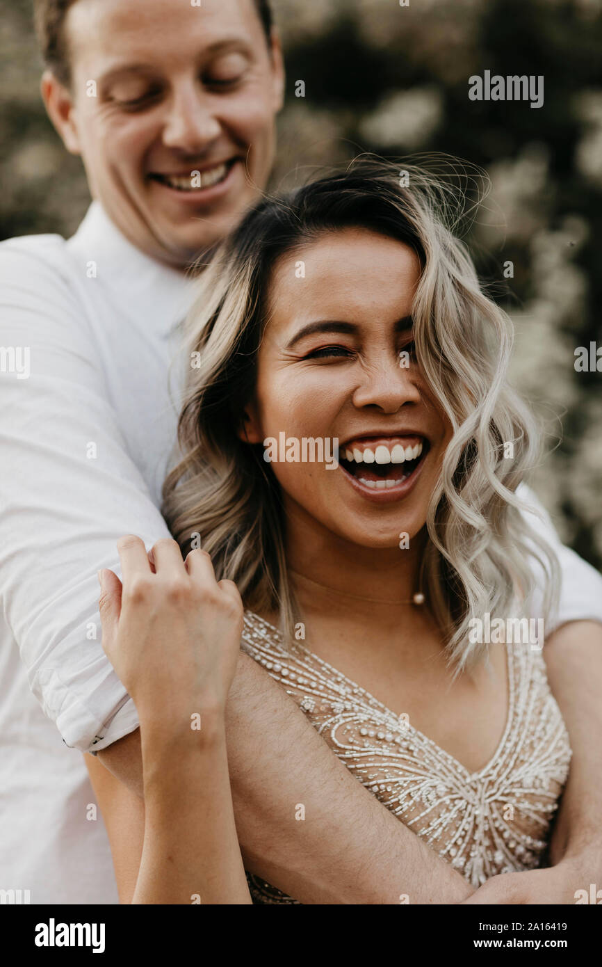 Laughing bride hi-res stock photography and images - Alamy