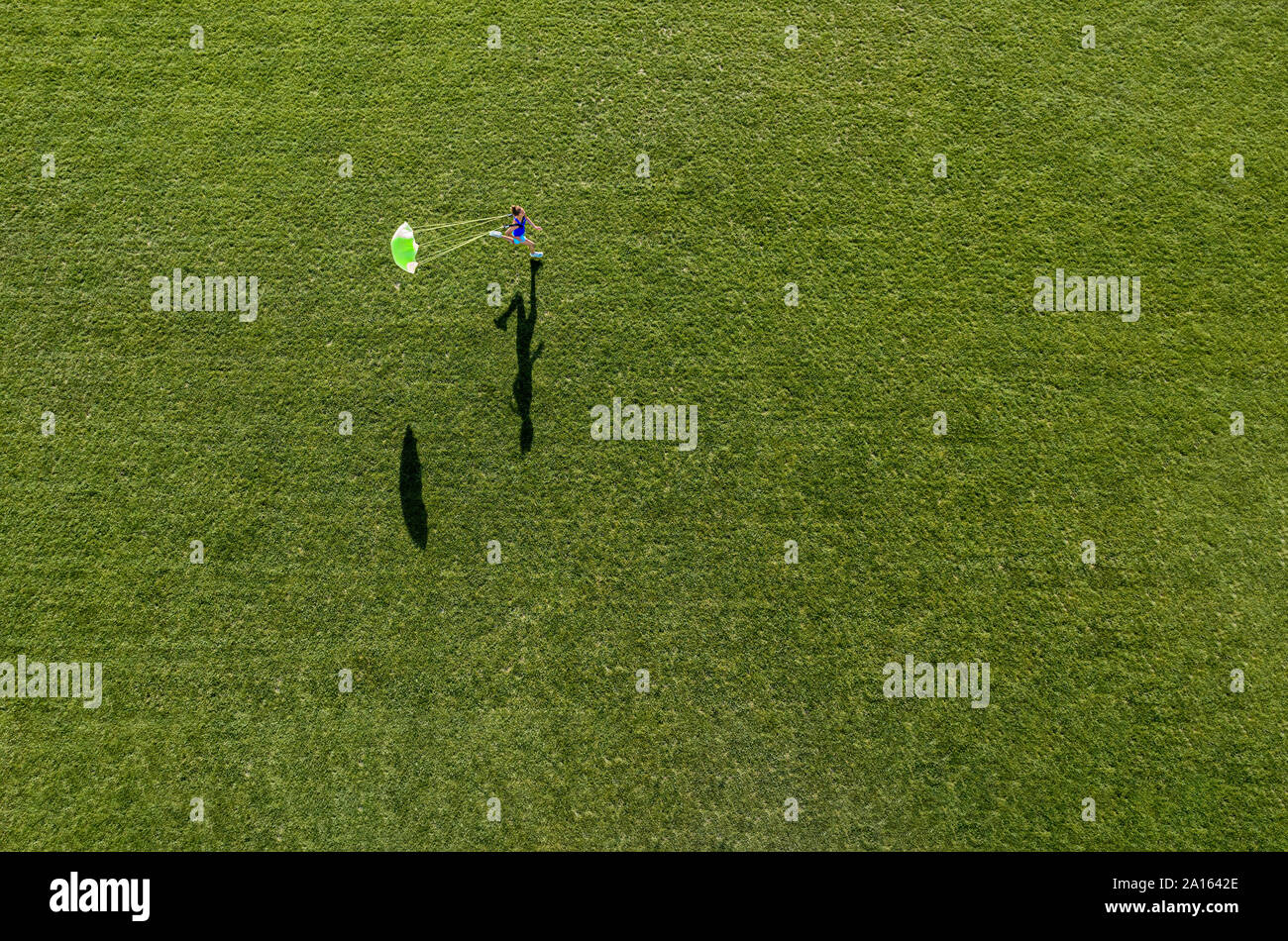 Running track aerial hi-res stock photography and images - Alamy