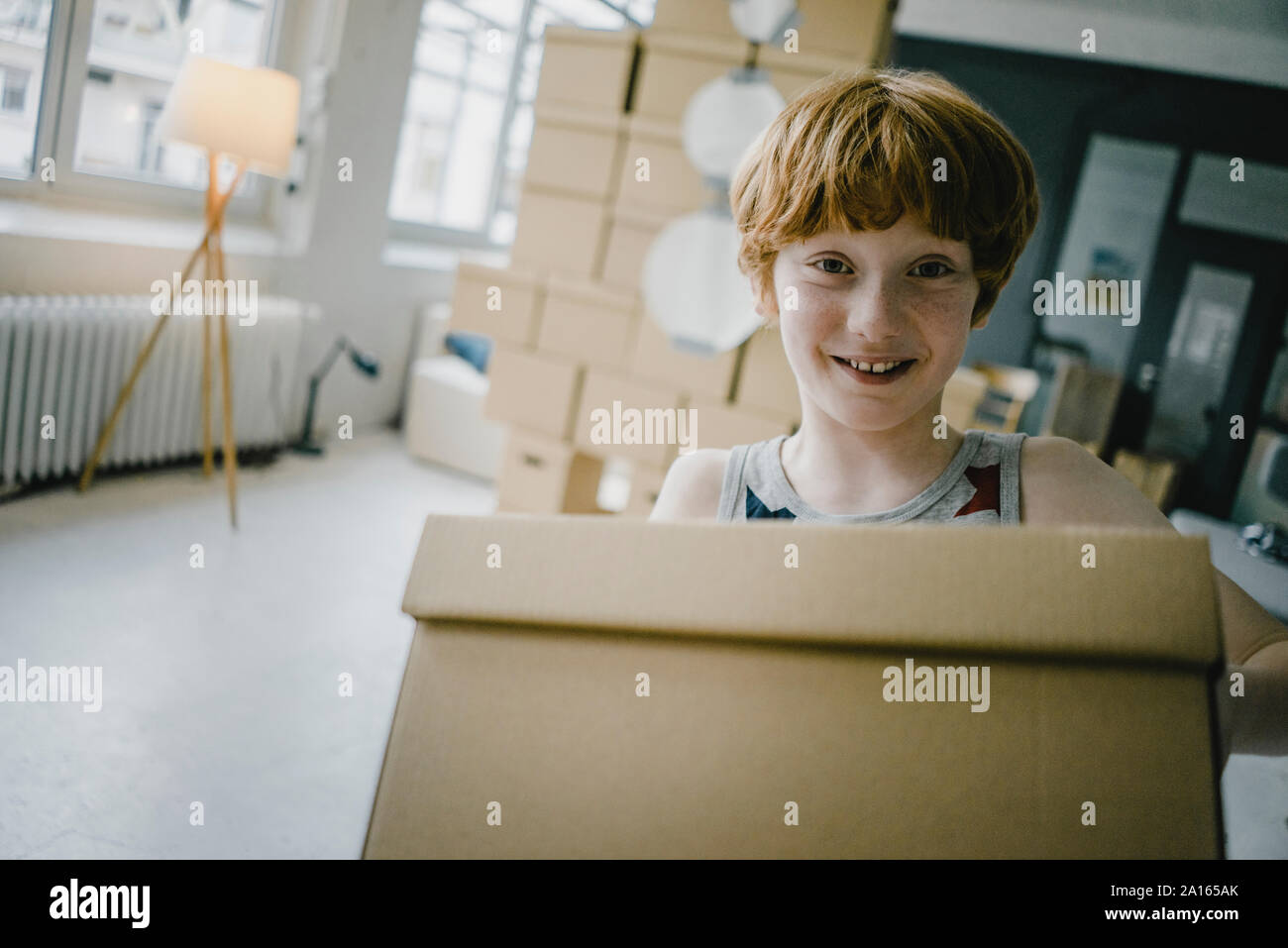 Cardboard rocket hi-res stock photography and images - Alamy