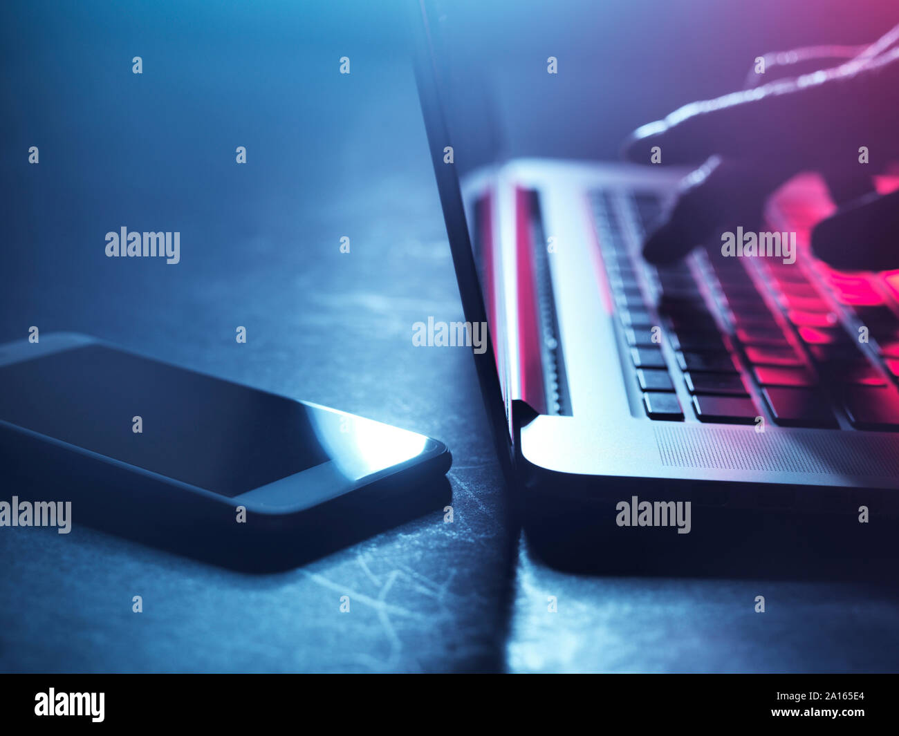 Night working hi-res stock photography and images - Alamy