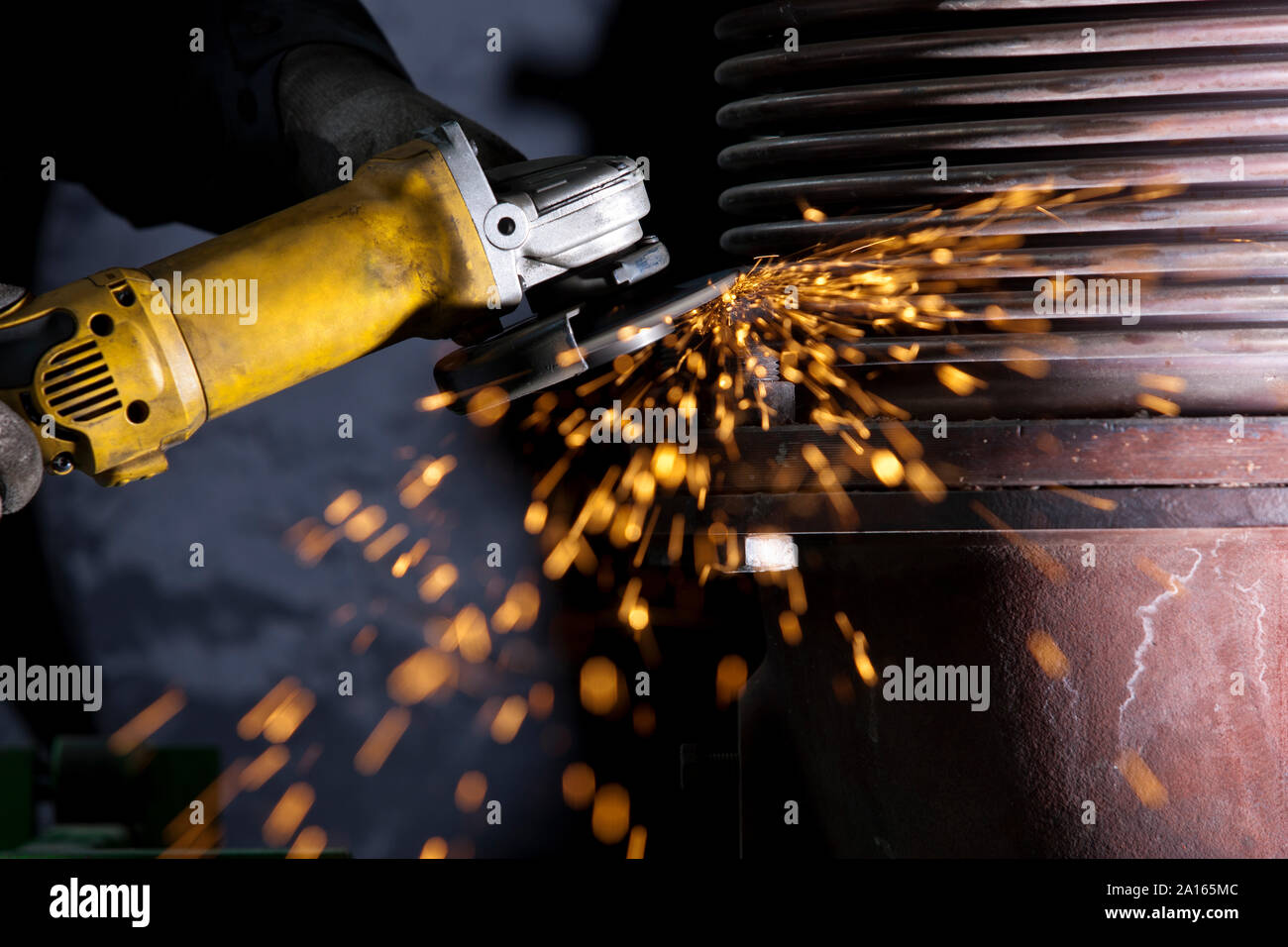 Angle grinder machine hi-res stock photography and images - Alamy