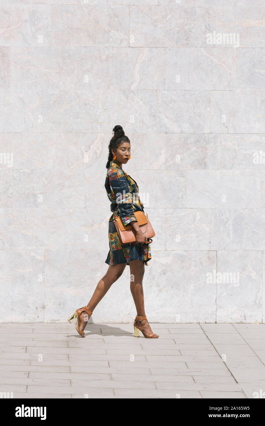 Patterned dress hi-res stock photography and images - Alamy