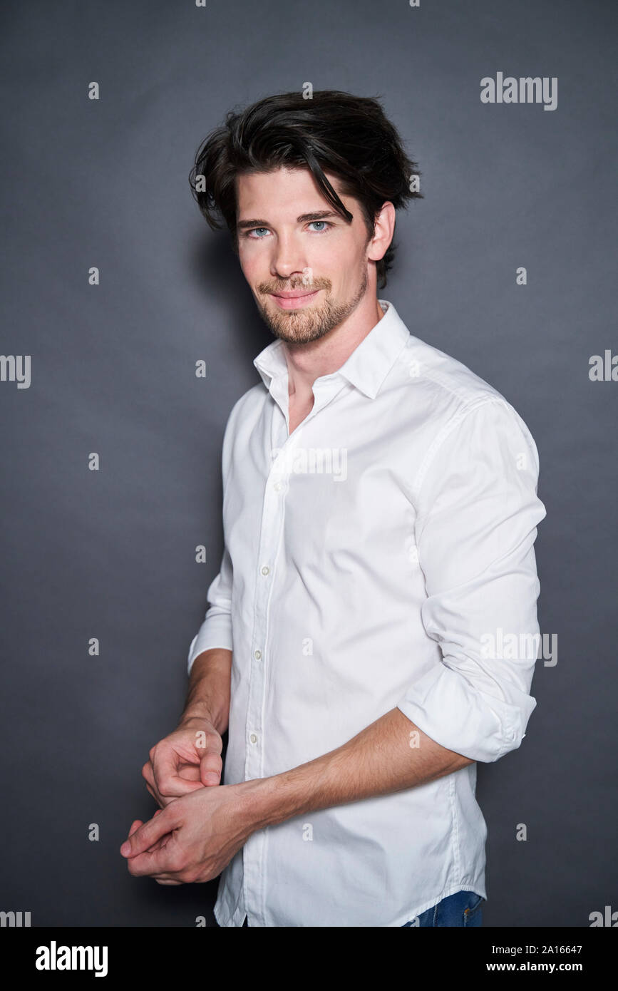 Handsome white man hi-res stock photography and images - Alamy