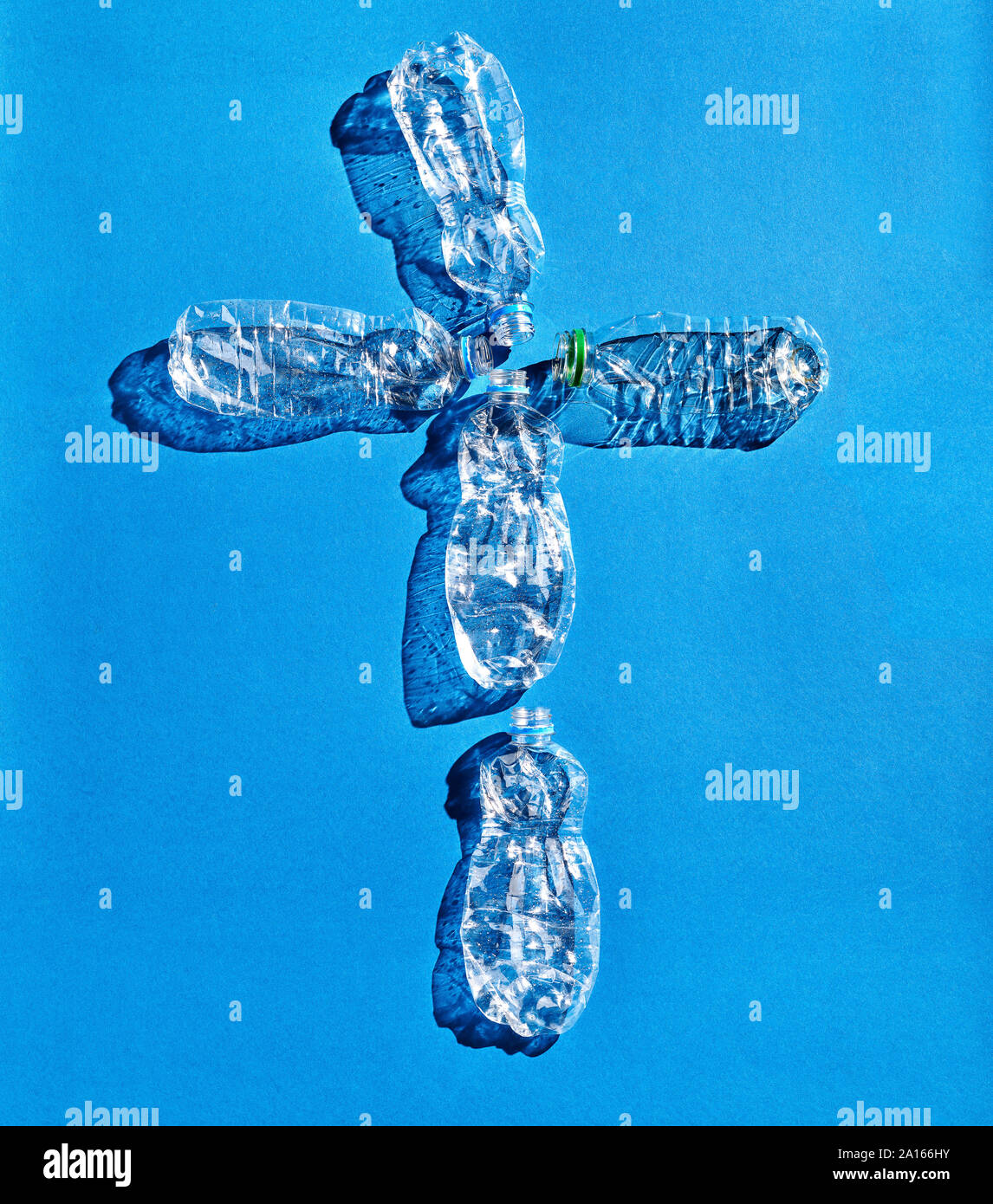 Recycling symbol cross hi-res stock photography and images - Alamy