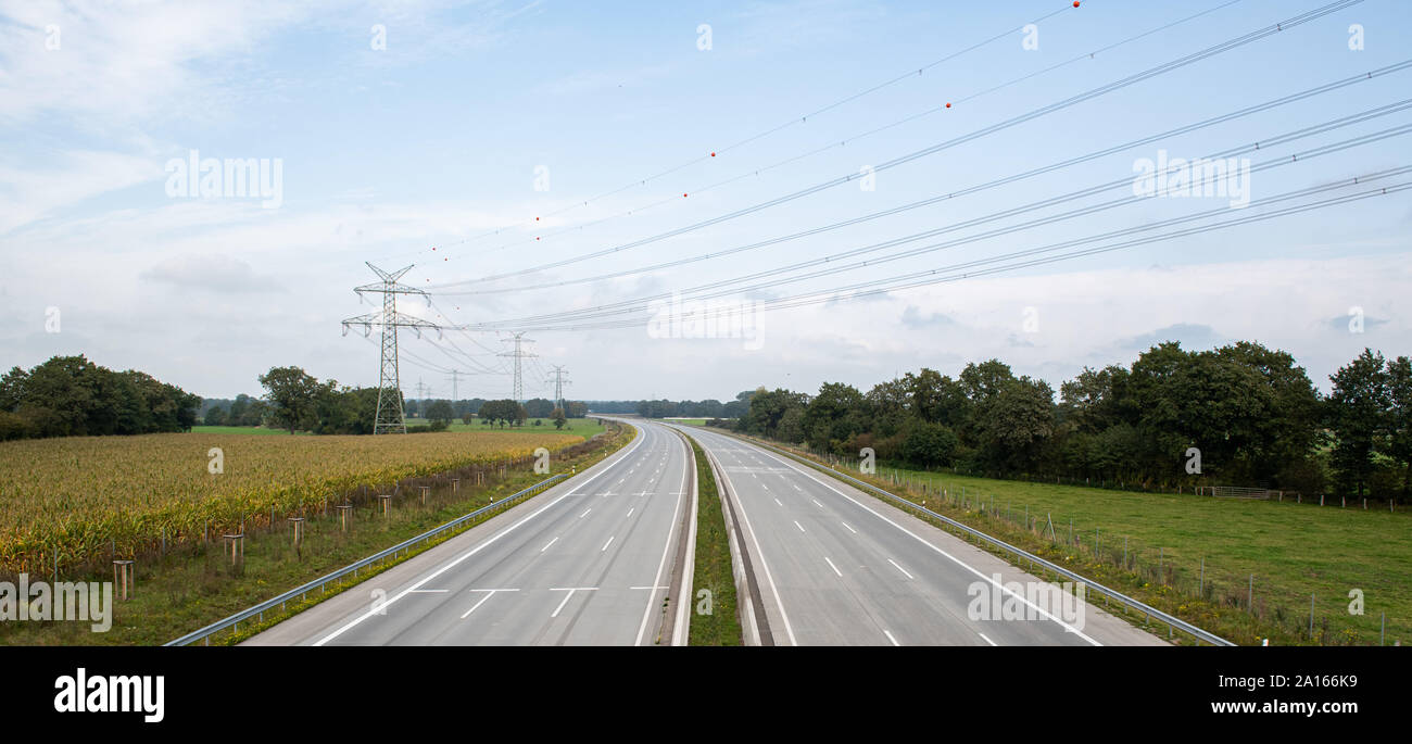 Germany. 24th Sep, 2019. The Autobahn 7 between Bad Bramstedt and ...