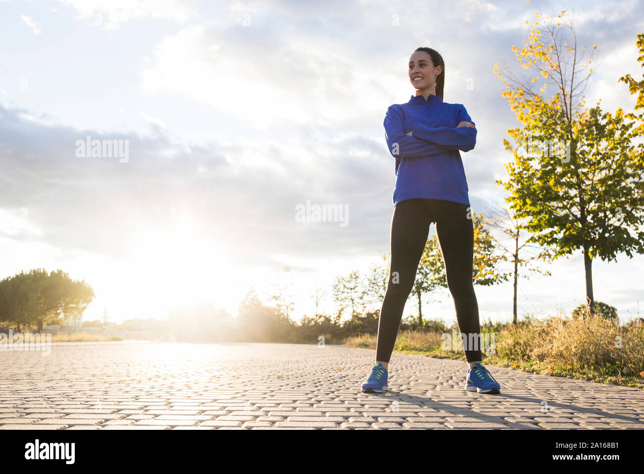 Posing sideways hi-res stock photography and images - Alamy