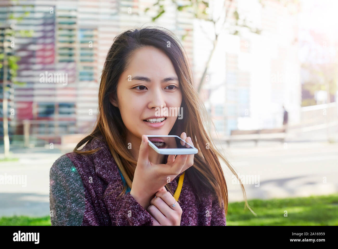 Hearing voice hi-res stock photography and images - Alamy