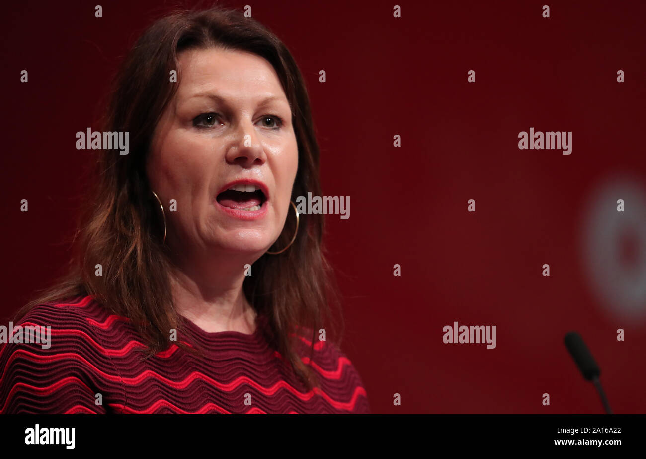 Shadow environment secretary sue hayman hi-res stock photography and ...