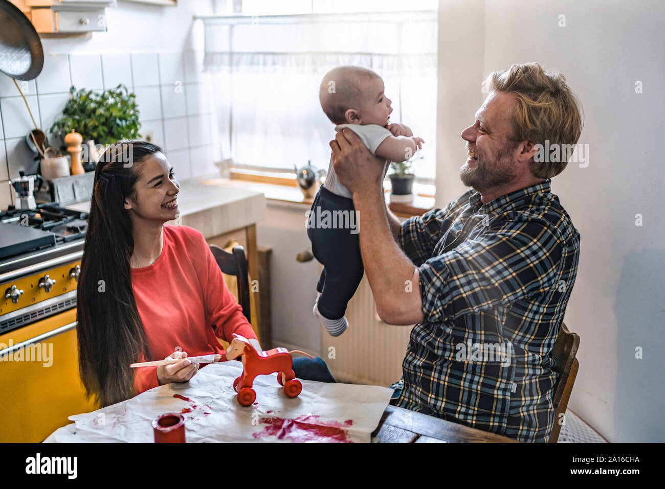 Family diy hi-res stock photography and images - Alamy